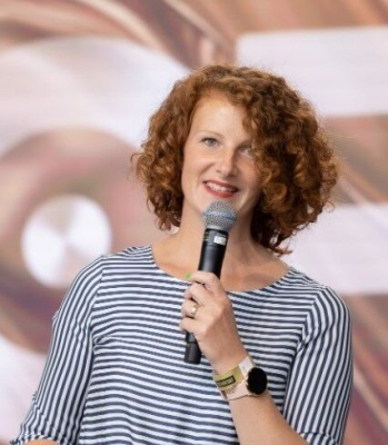 Mojca Markizeti | Združenje nadzornikov Slovenije